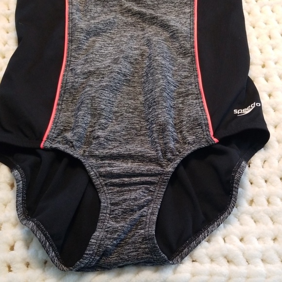 Speedo | Swim | Speedo Sz 8 Black Swimsuit One Piece Racerback | Poshmark